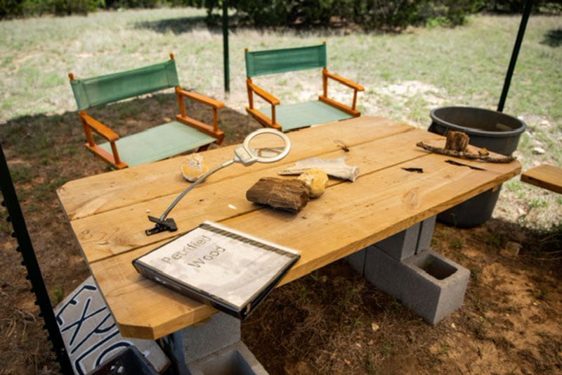 Petrified Wood Laboratory - Fullers Folly River Ranch